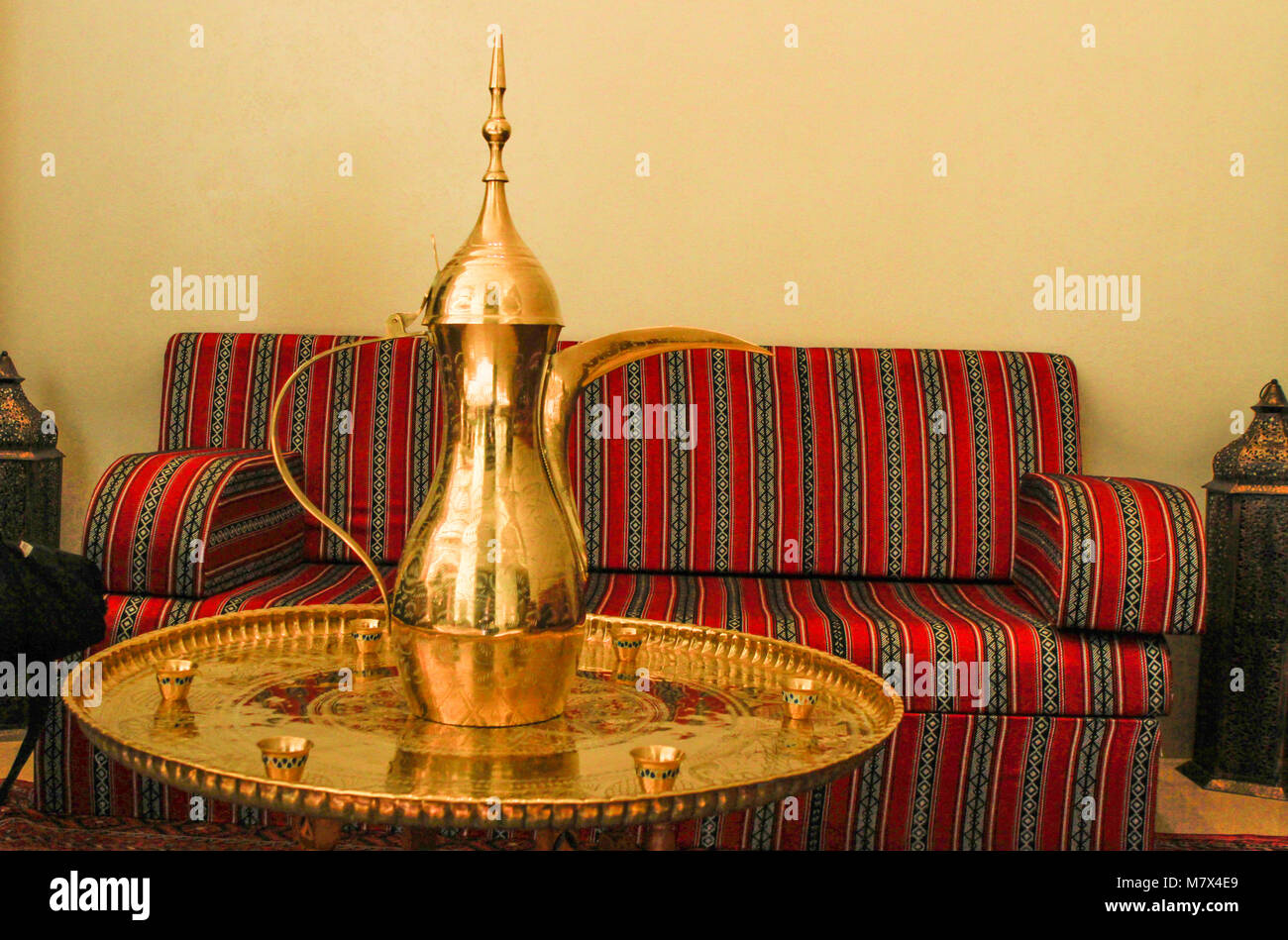 traditional arabic pitcher Stock Photo - Alamy