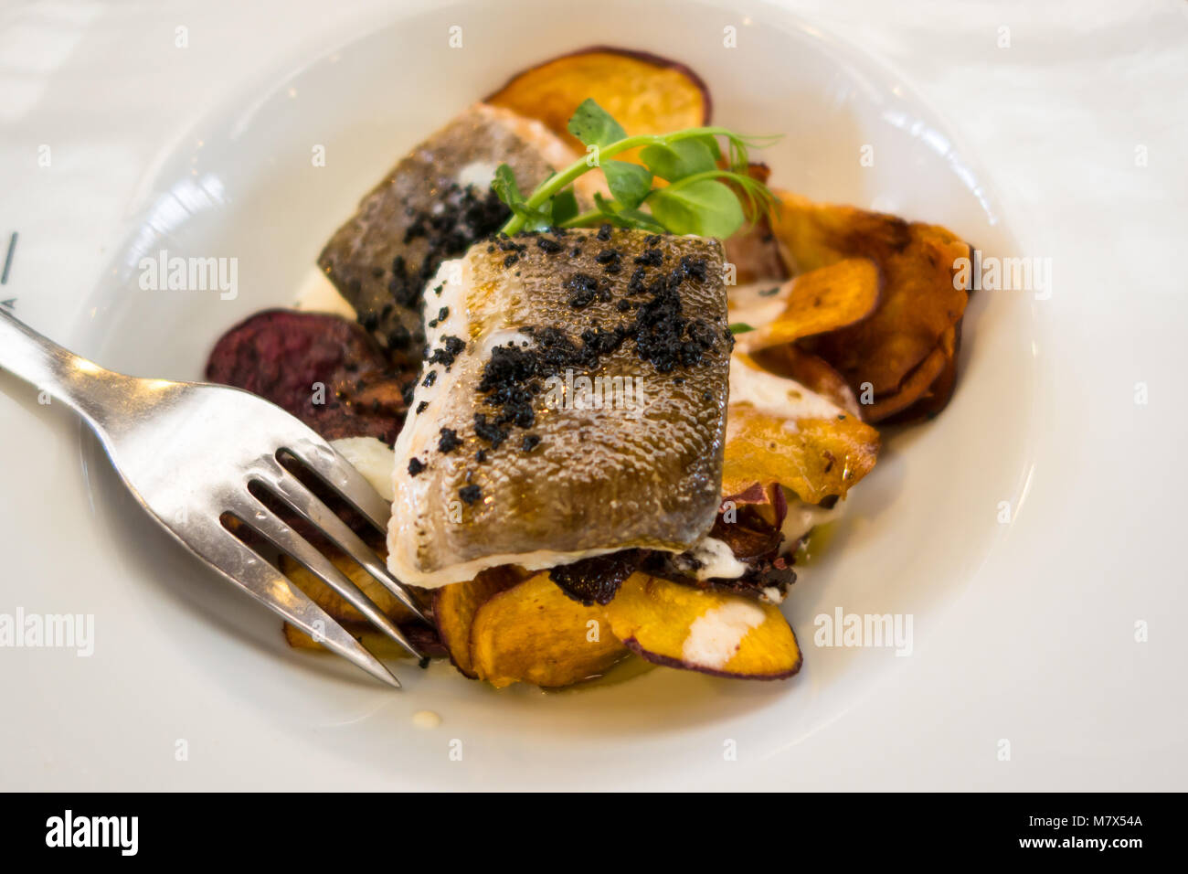 Grilled cod, chips hi-res stock photography and images - Alamy