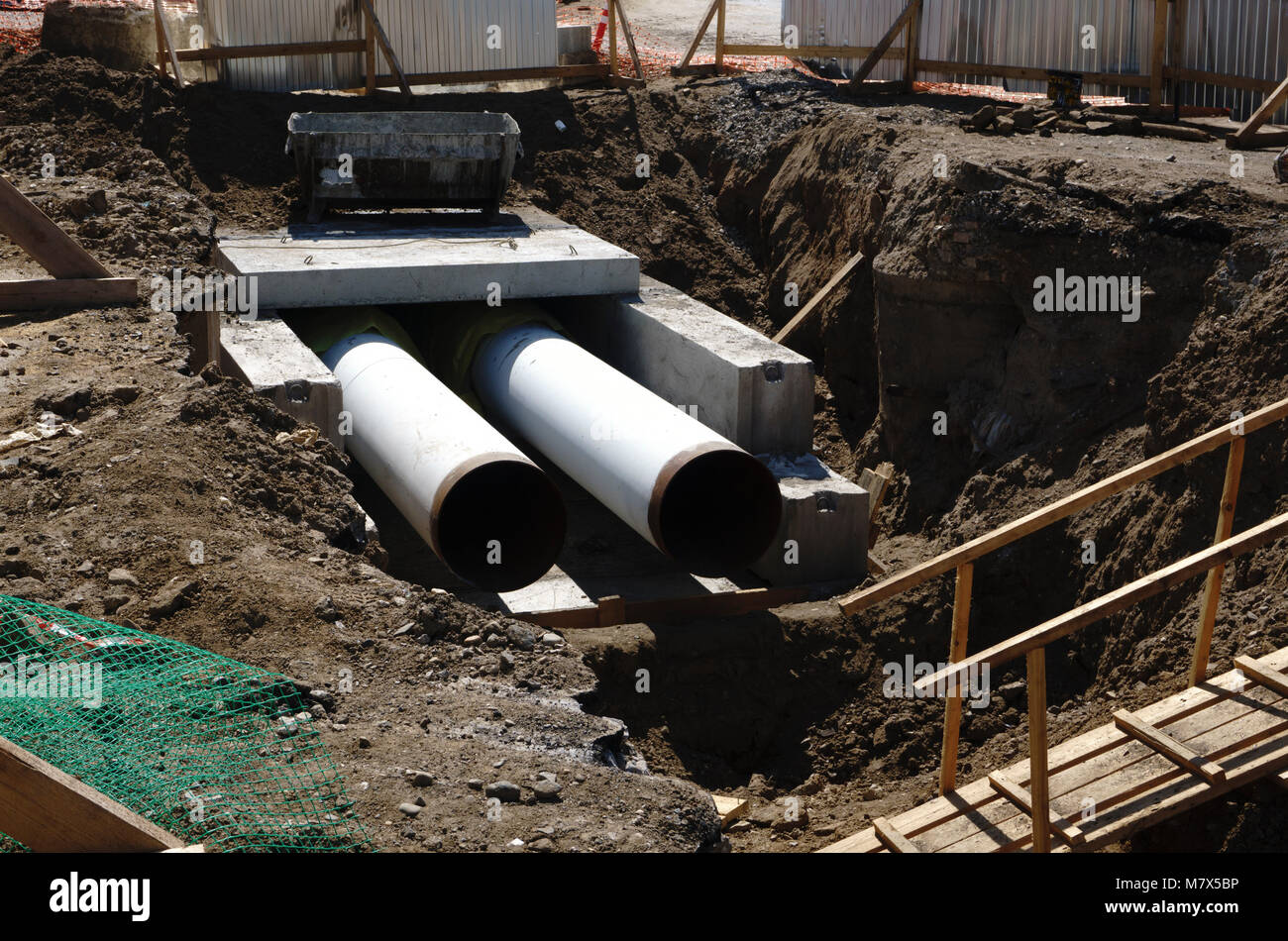 Underground water ducts hi-res stock photography and images - Alamy