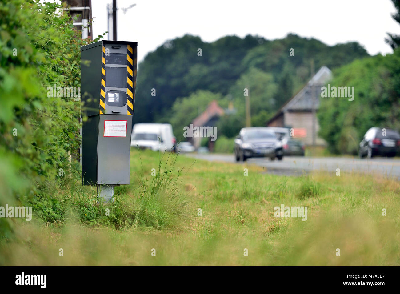 Radar systems hi-res stock photography and images - Alamy