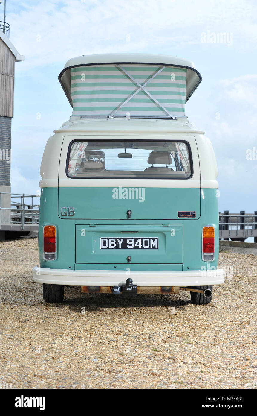 1973 Volkswagen bay window camper van in Turkish Green Stock Photo - Alamy