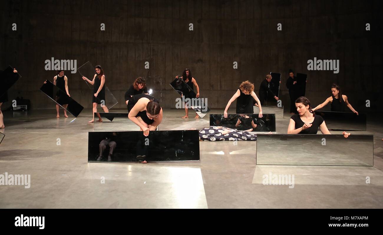 BMW TATE LIVE EXHIBITION 2018 Stock Photo - Alamy