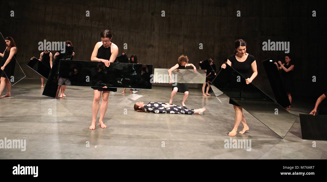 BMW TATE LIVE EXHIBITION 2018 Stock Photo - Alamy