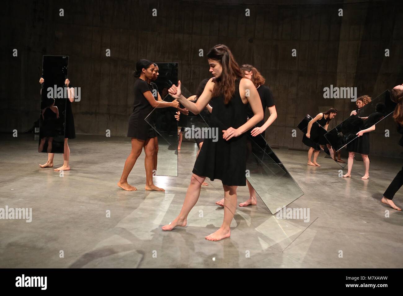 BMW TATE LIVE EXHIBITION 2018 Stock Photo - Alamy