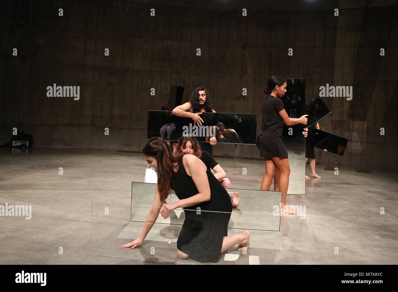 BMW TATE LIVE EXHIBITION 2018 Stock Photo - Alamy
