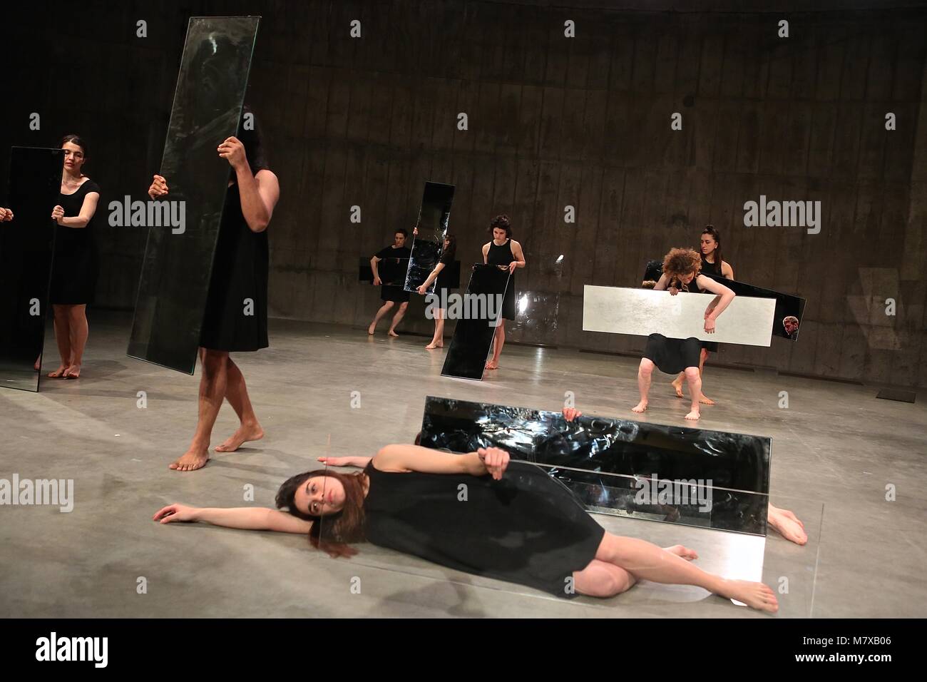 BMW TATE LIVE EXHIBITION 2018 Stock Photo - Alamy