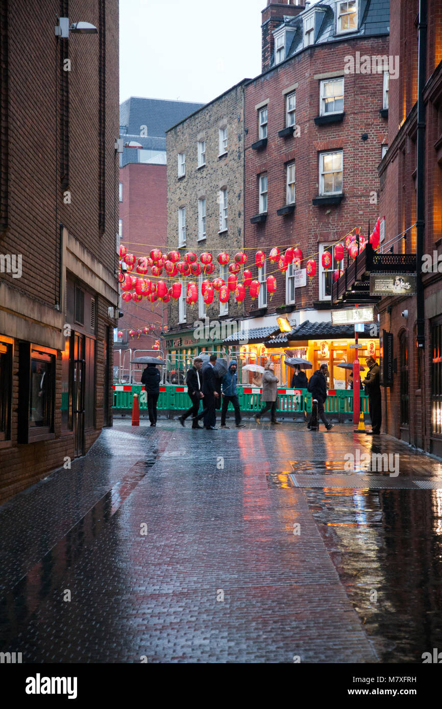 Soho alleyway london england uk High Resolution Stock Photography and ...