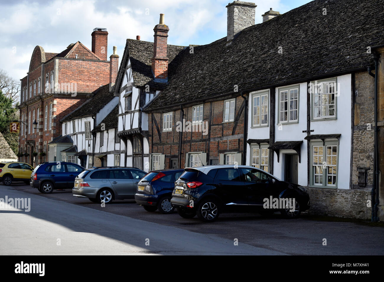English Village High Street High Resolution Stock Photography and ...