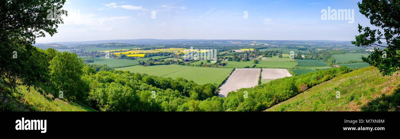 English rural landscape manor farm hi-res stock photography and images ...