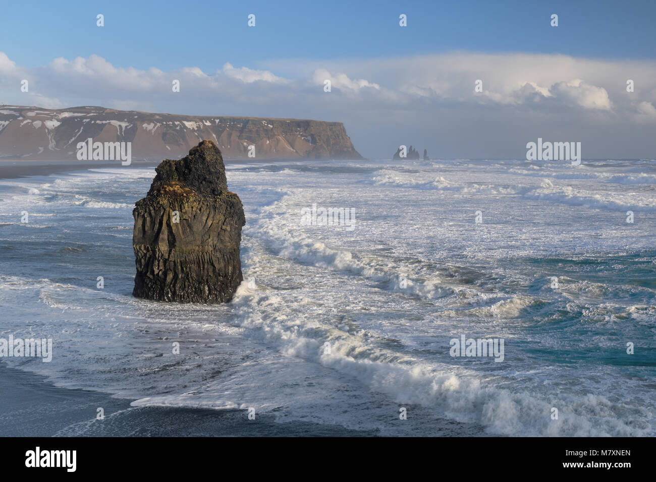 Basalt sea stacks hi-res stock photography and images - Alamy