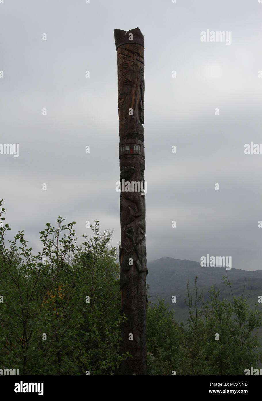 Street totem hi-res stock photography and images - Alamy