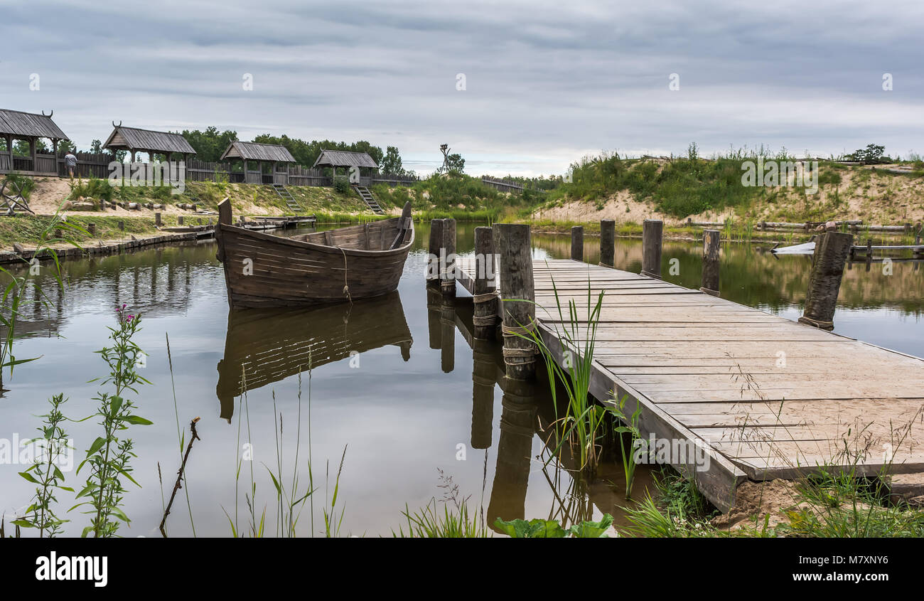 Old timber wharf pier hi-res stock photography and images - Alamy