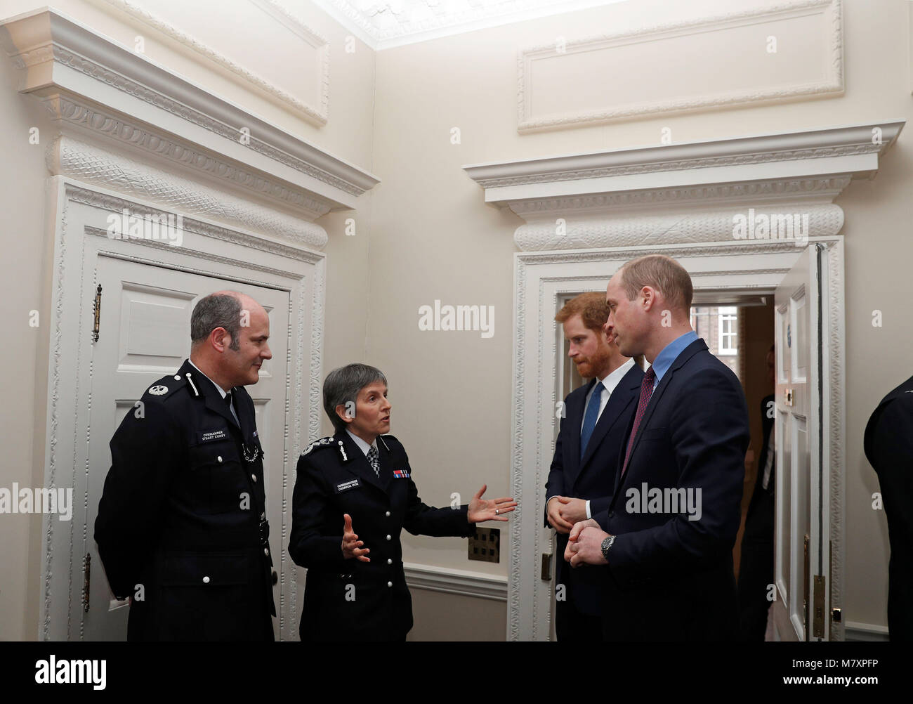 The Duke of Cambridge (right) and Prince Harry meet Metropolitan Police ...