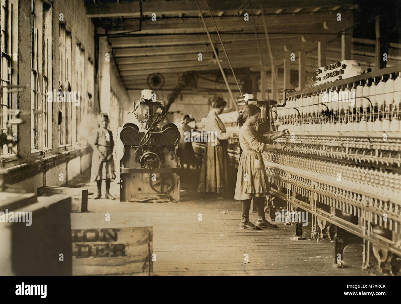 Child labor factory girls hi-res stock photography and images - Alamy