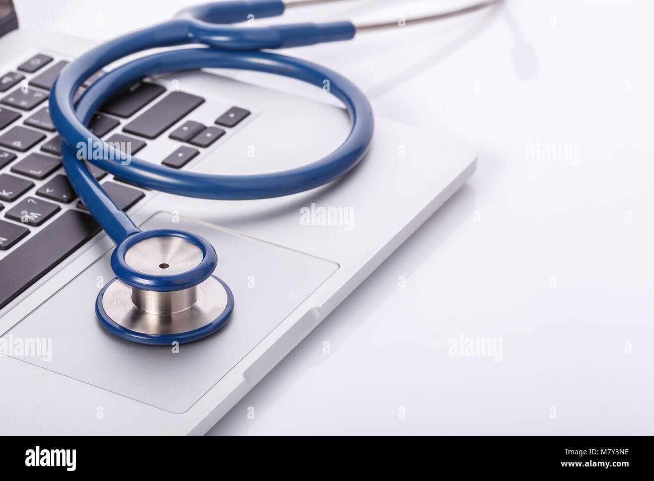 Check checking information hi-res stock photography and images - Alamy