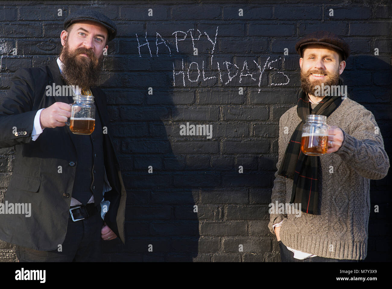 Two men drinking beer hi-res stock photography and images - Alamy