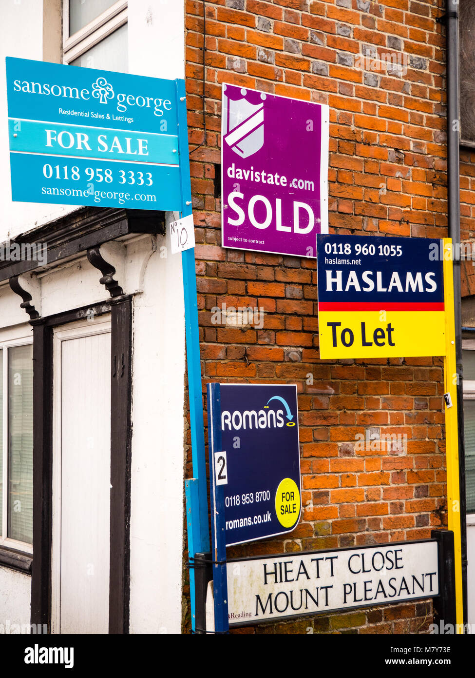 For Sale and To Let Signs, Hieatt Close, Mount Pleasant, Whitley ...