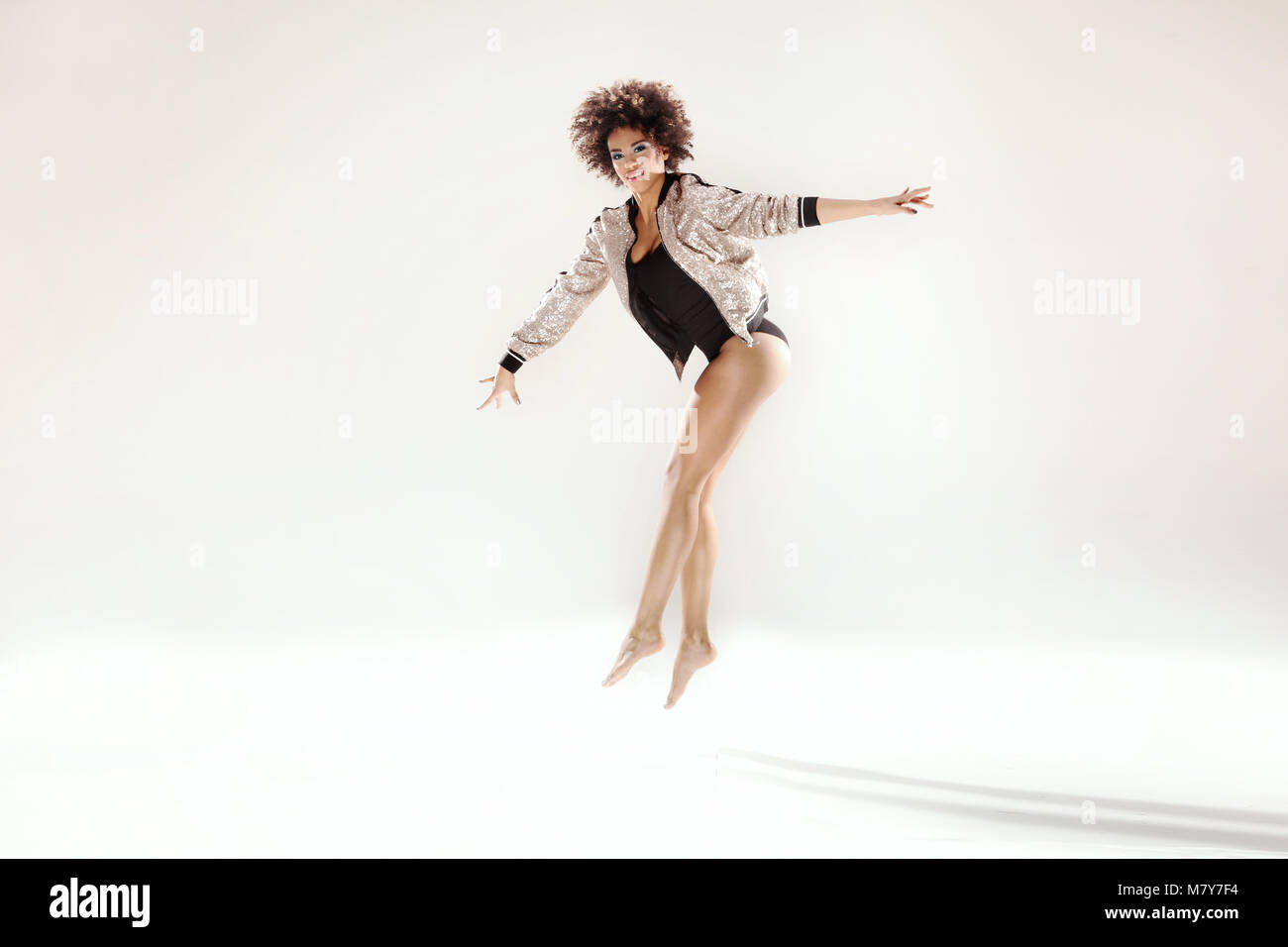 Breakdance head hi-res stock photography and images - Alamy