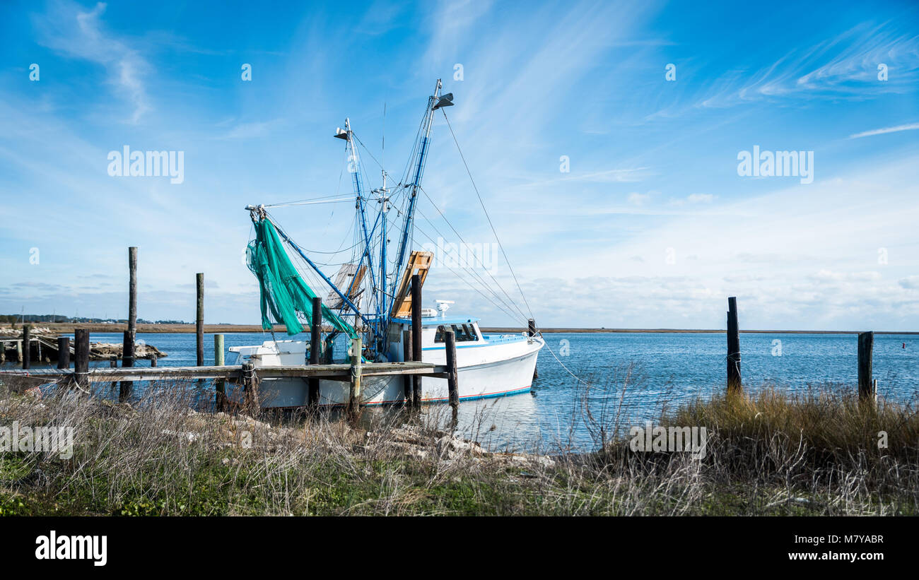 Fishing boat in north carolina hi-res stock photography and images - Alamy