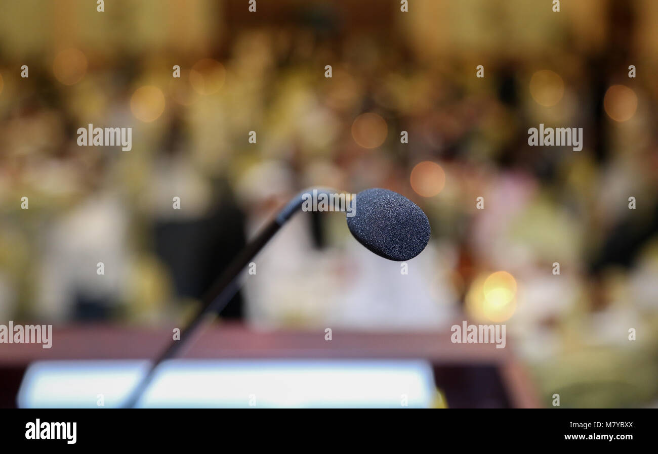 mic on stage Stock Photo - Alamy