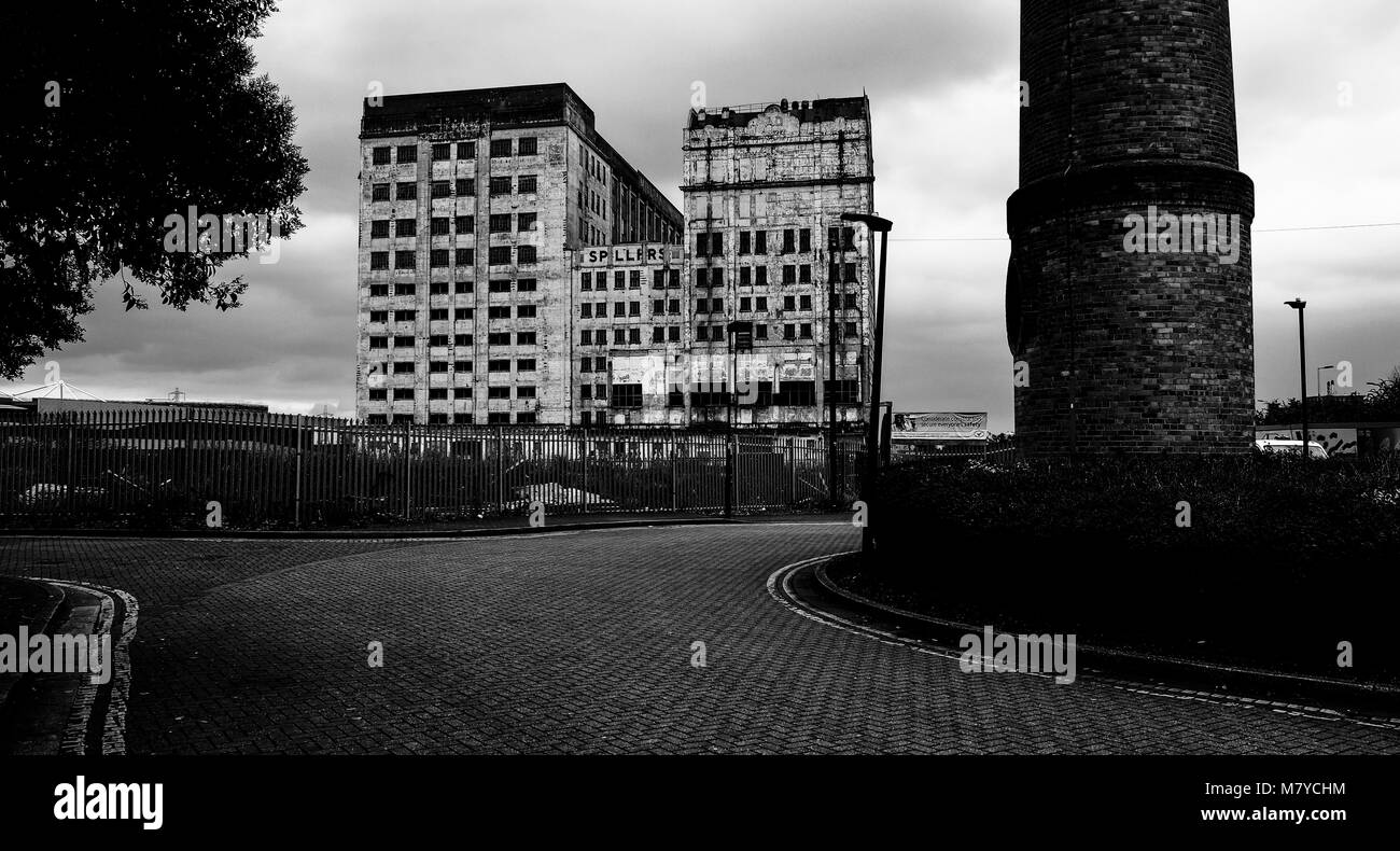 Millennium mills redevelopment hi-res stock photography and images - Alamy