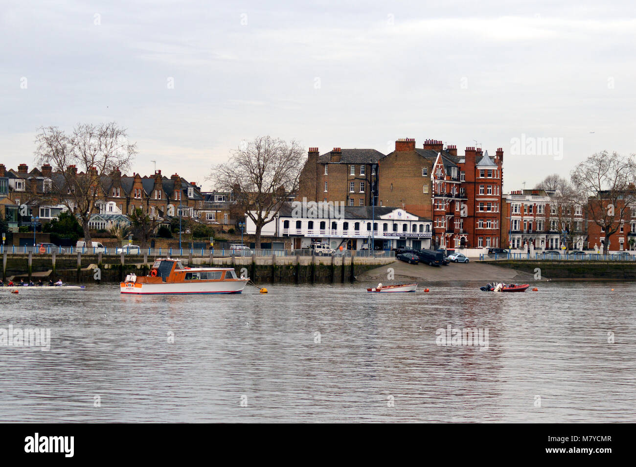 Putney Embankment High Resolution Stock Photography and Images - Alamy