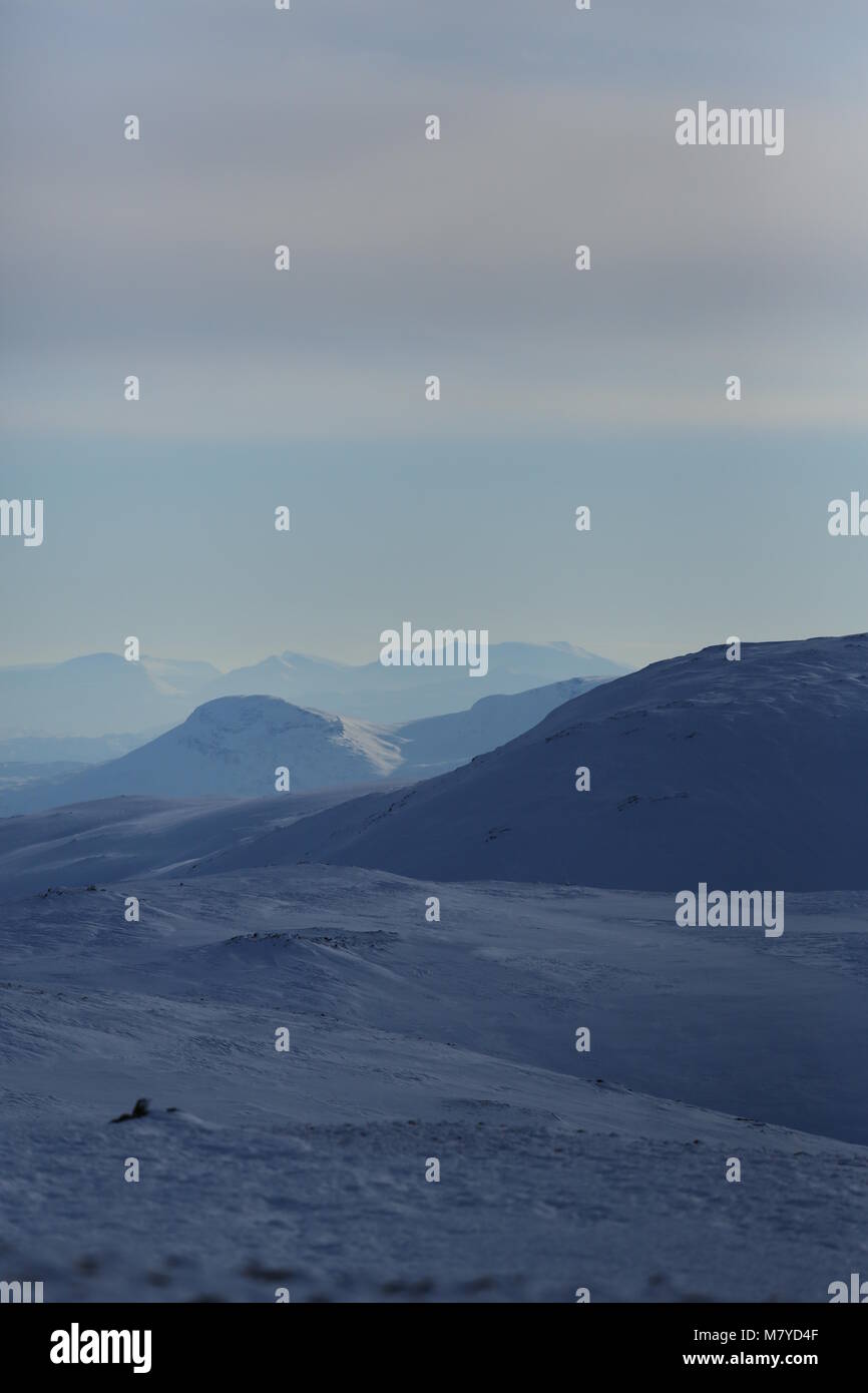 Mountains, Sun, Clear Blue Sky, Fog Stock Photo - Alamy