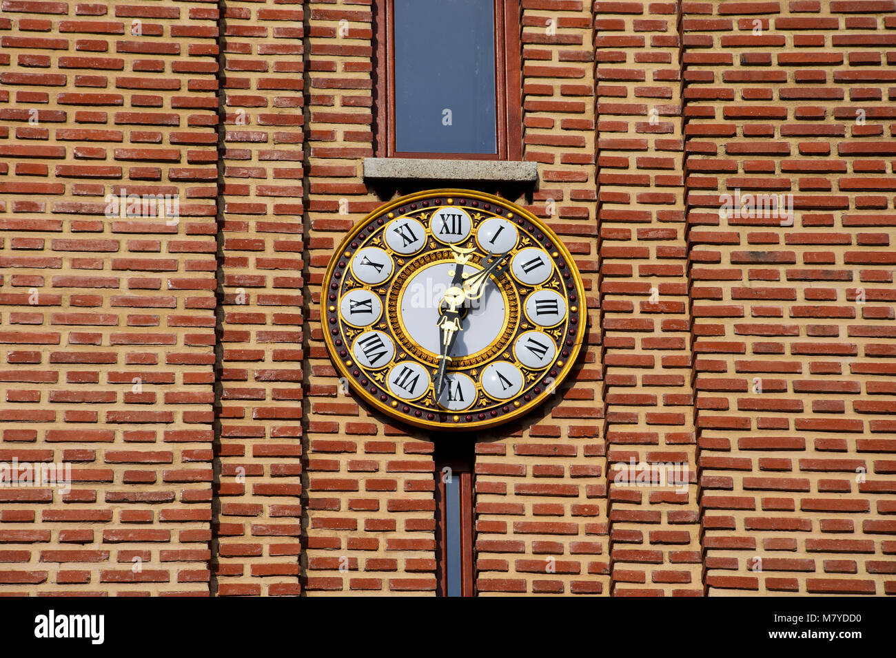 Romanian clock hi-res stock photography and images - Alamy