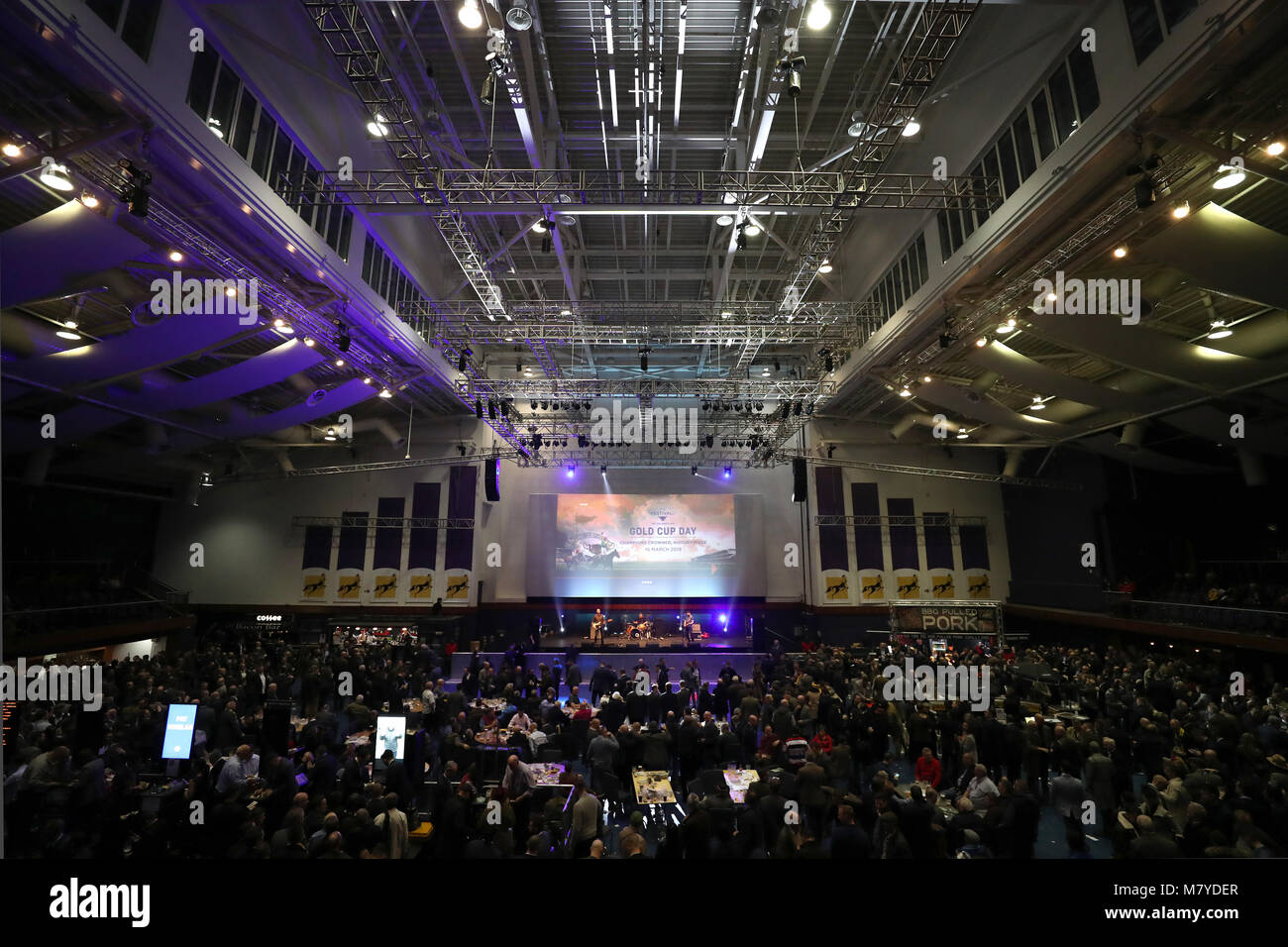 The Wickermen performing in The Centaur after the final race of ...