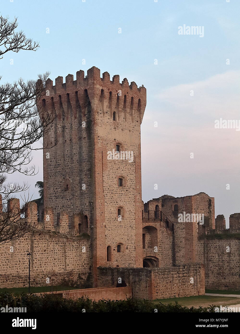 The old castle of padua hi-res stock photography and images - Alamy