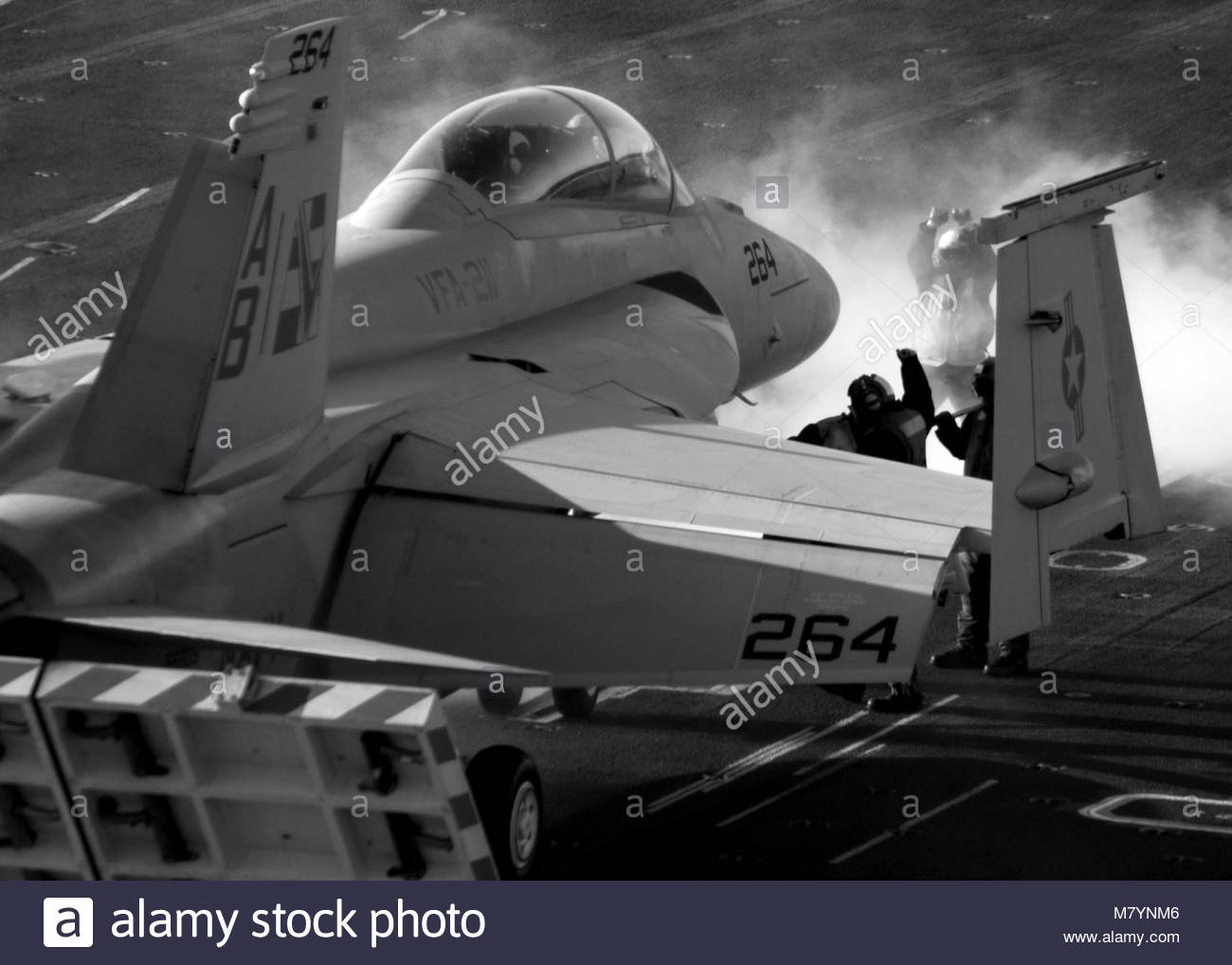 F 18 Hornet Black and White Stock Photos & Images - Alamy