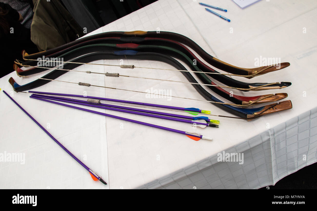 Bow and arrow old weapon system archery Stock Photo - Alamy