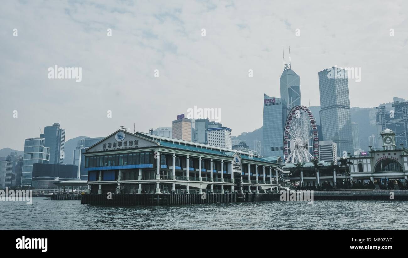 Natural landform harbor hi-res stock photography and images - Alamy