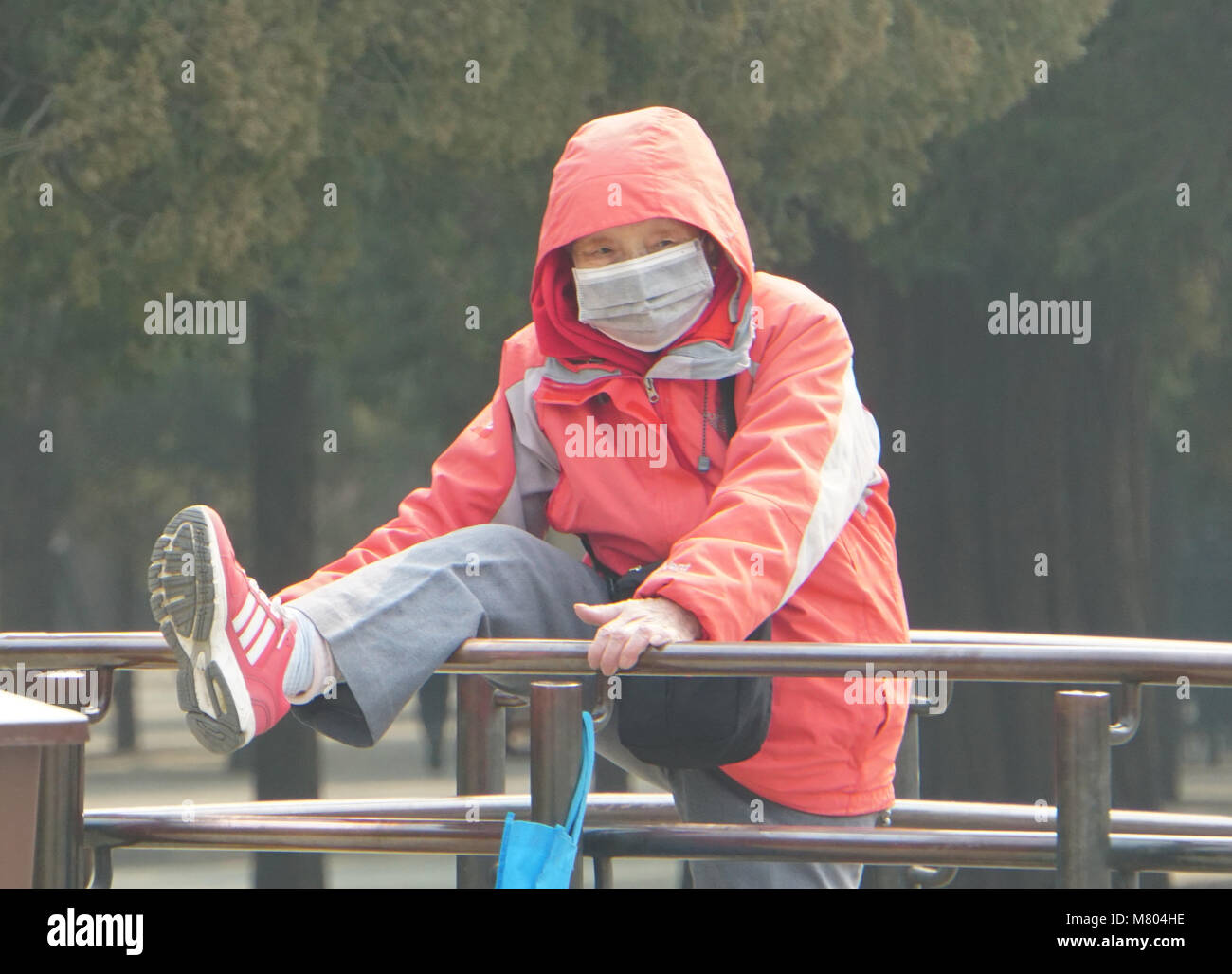 Beijin smog hi-res stock photography and images - Alamy