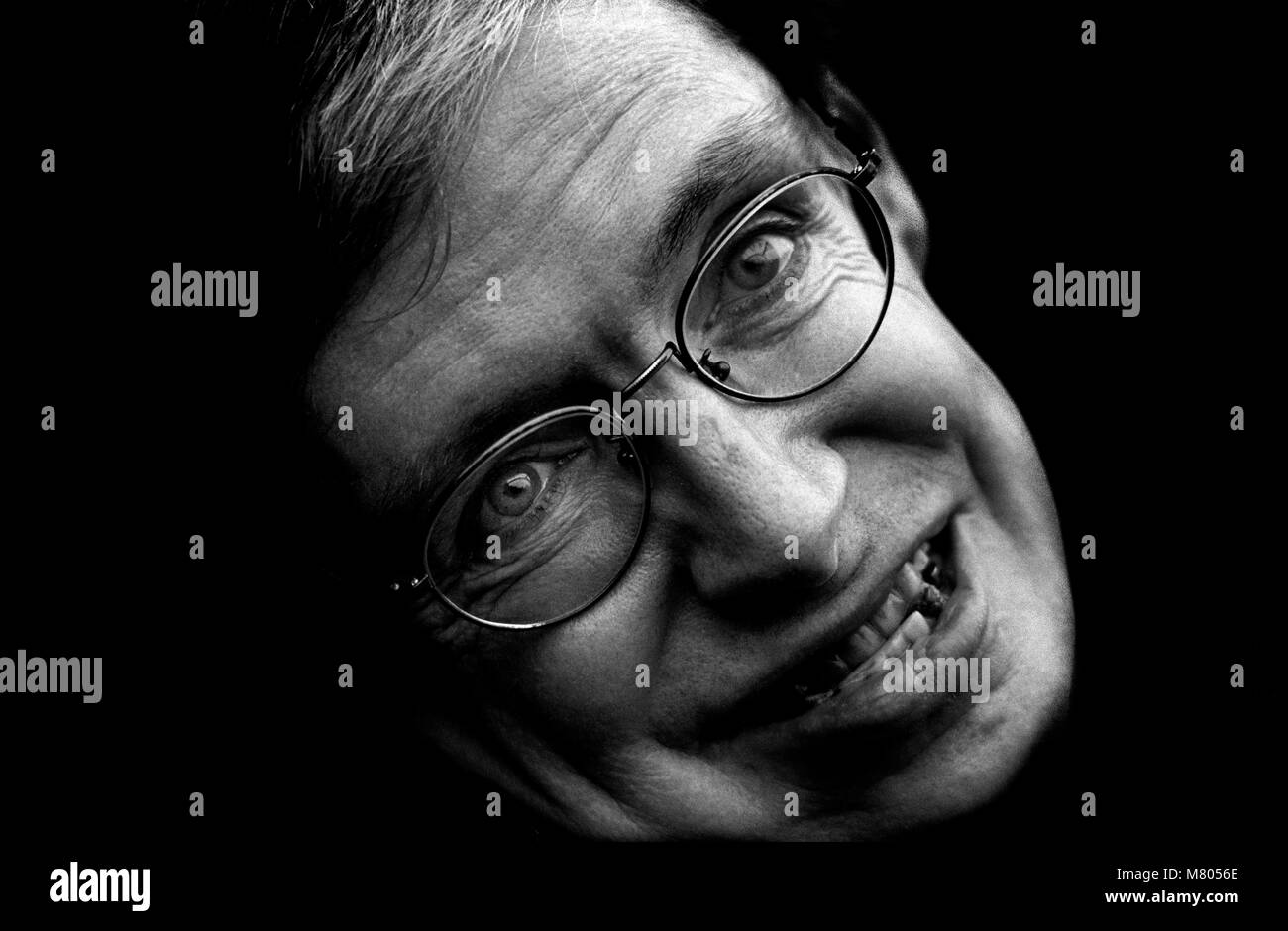 COPYRIGHT OWNED PHOTOGRAPH BY BRIAN HARRIS - 11/1/02 Prof. Stephen ...