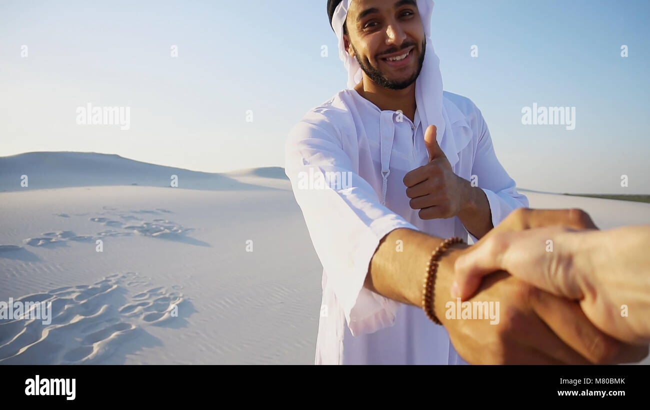 Portrait of beautiful Arabian Sheikh Emirate male tourist guide Stock ...