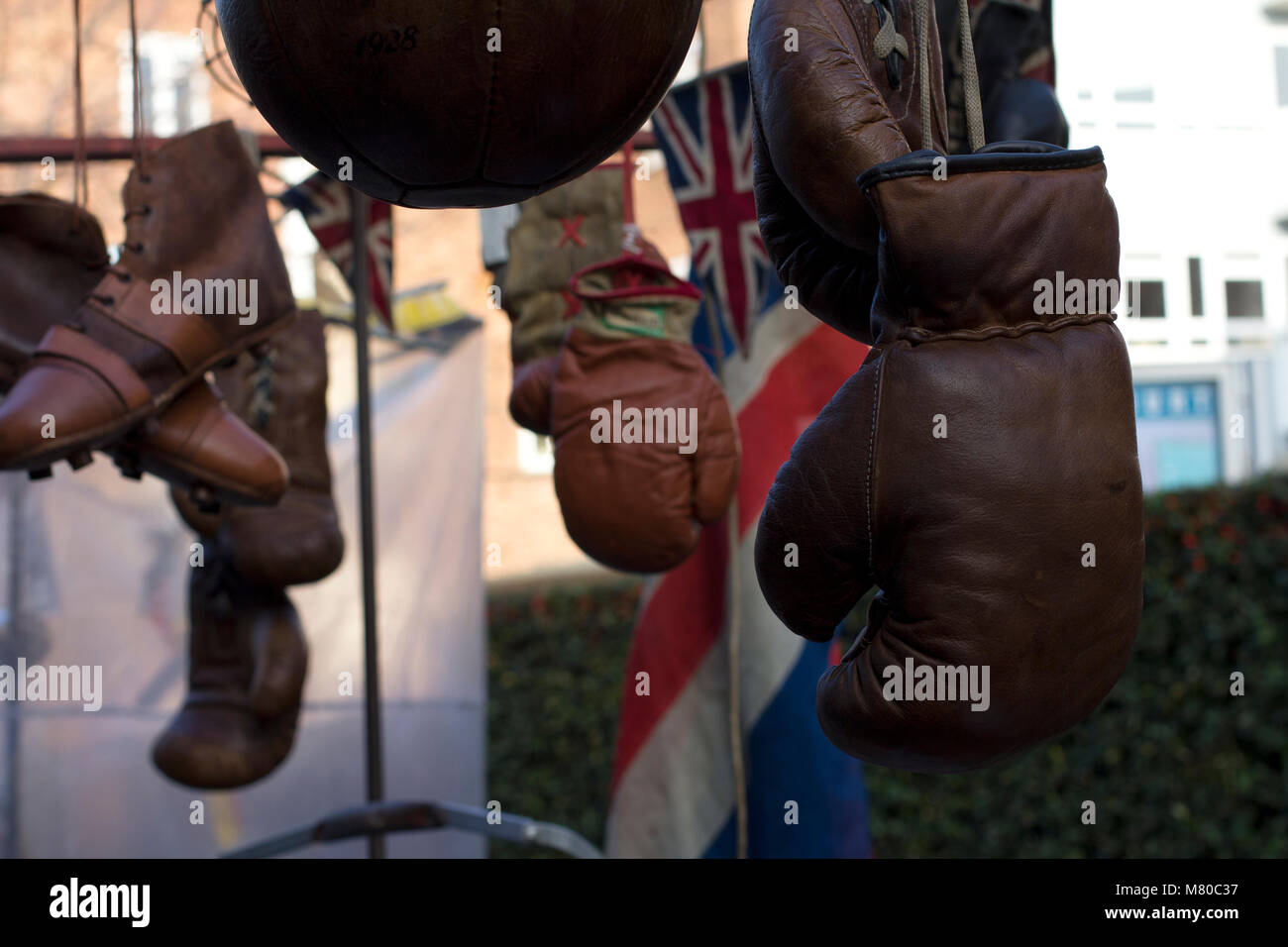 Uk boxing gloves hi-res stock photography and images - Alamy