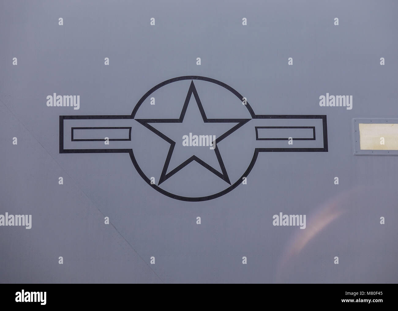 US Air Force (USAF) Roundel on a fighter aircraft Stock Photo - Alamy