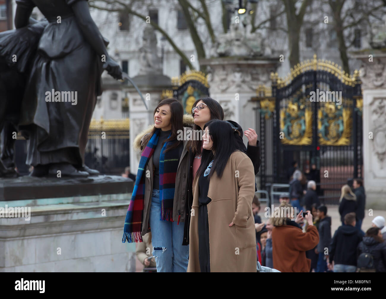 Outside Buckingham Palace the residence of Her Majesty the Queen in ...