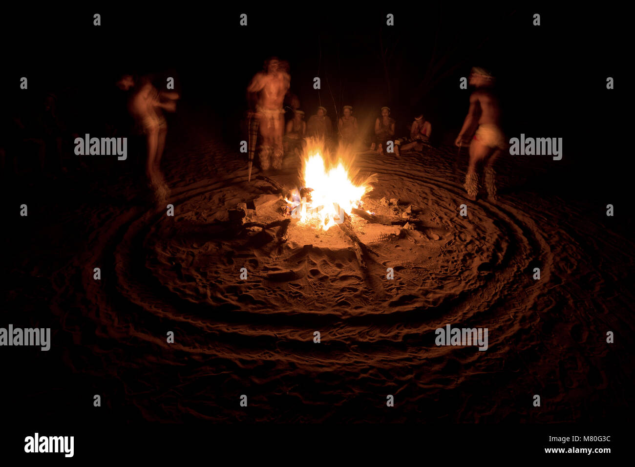 Khoisan hi-res stock photography and images - Alamy