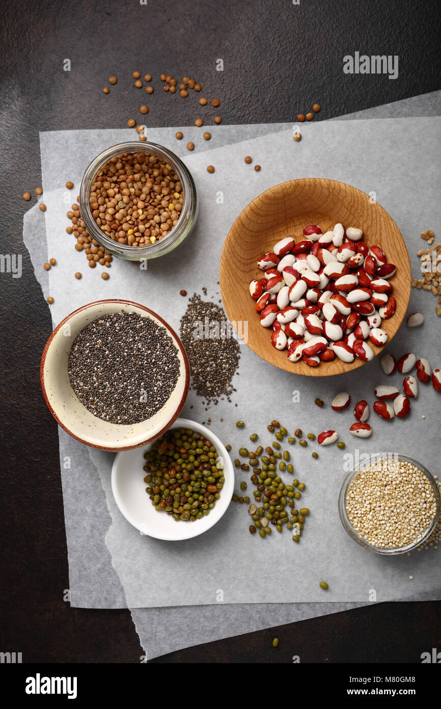 Sesame seeds cereals top hi-res stock photography and images - Alamy