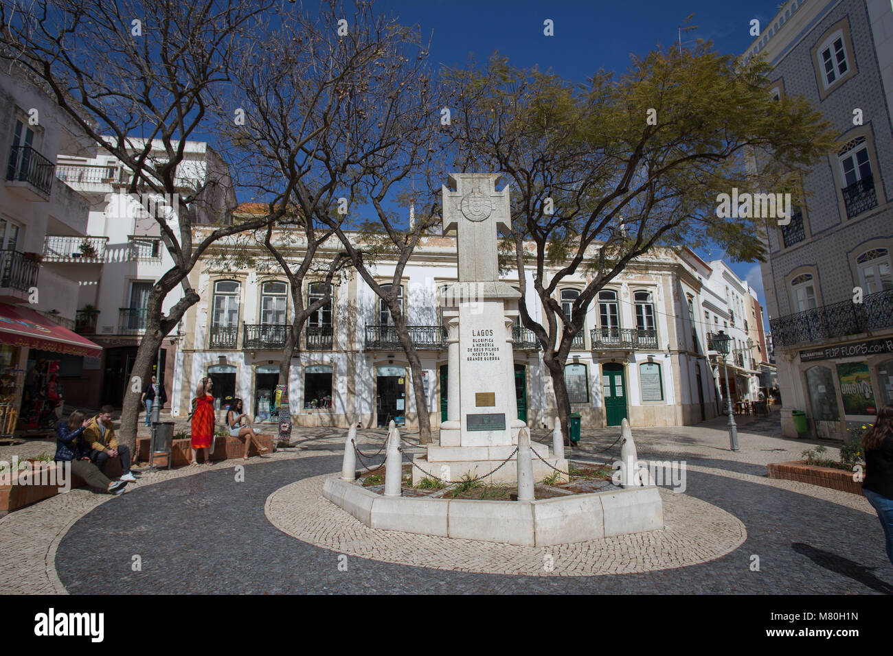 Lagos Downtown Buildings Lagos High Resolution Stock Photography and ...