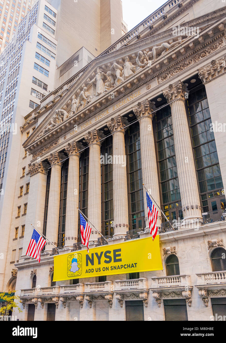 New York, USA, november 2016: facade of the New York Stock Exchange ...