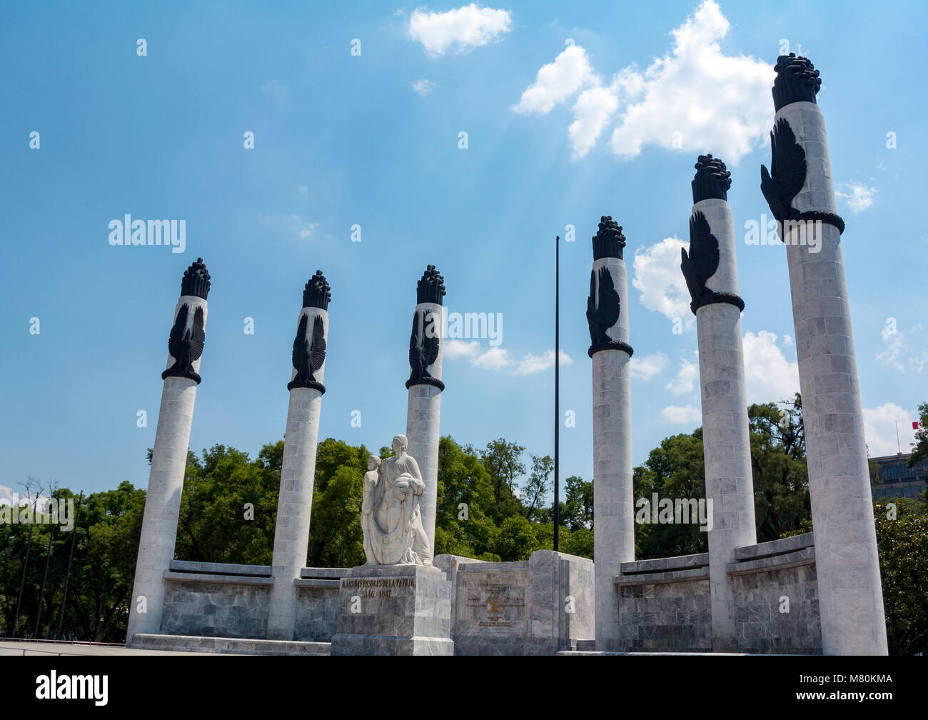 Monuments children hi-res stock photography and images - Alamy