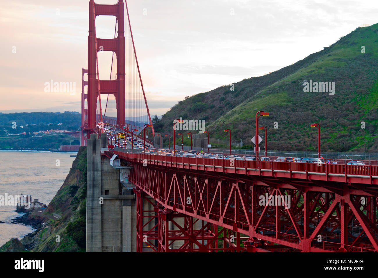 Golden gate bridge side view hi-res stock photography and images - Alamy
