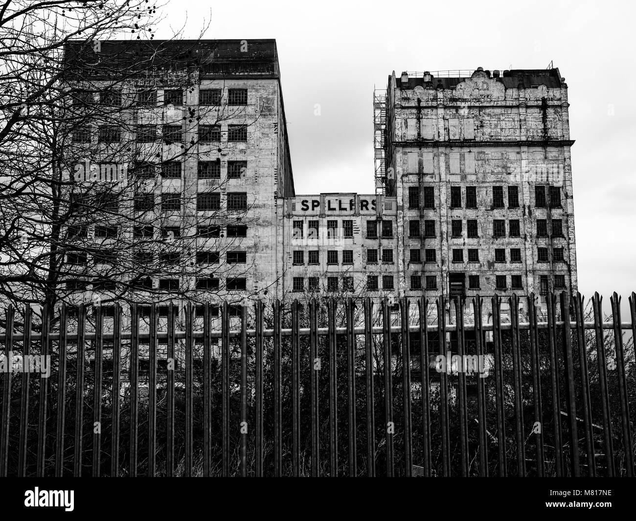 Millennium mills redevelopment hi-res stock photography and images - Alamy