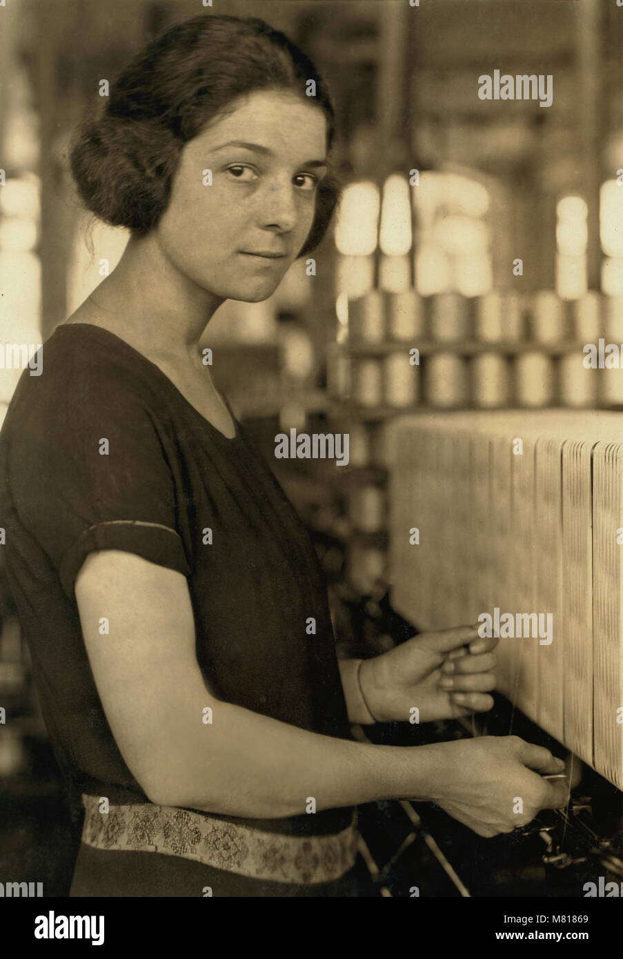 1920s factory worker hi-res stock photography and images - Alamy