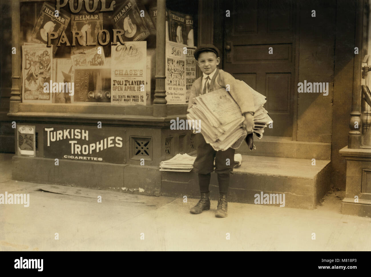 Children carrying heavy load hi-res stock photography and images - Alamy