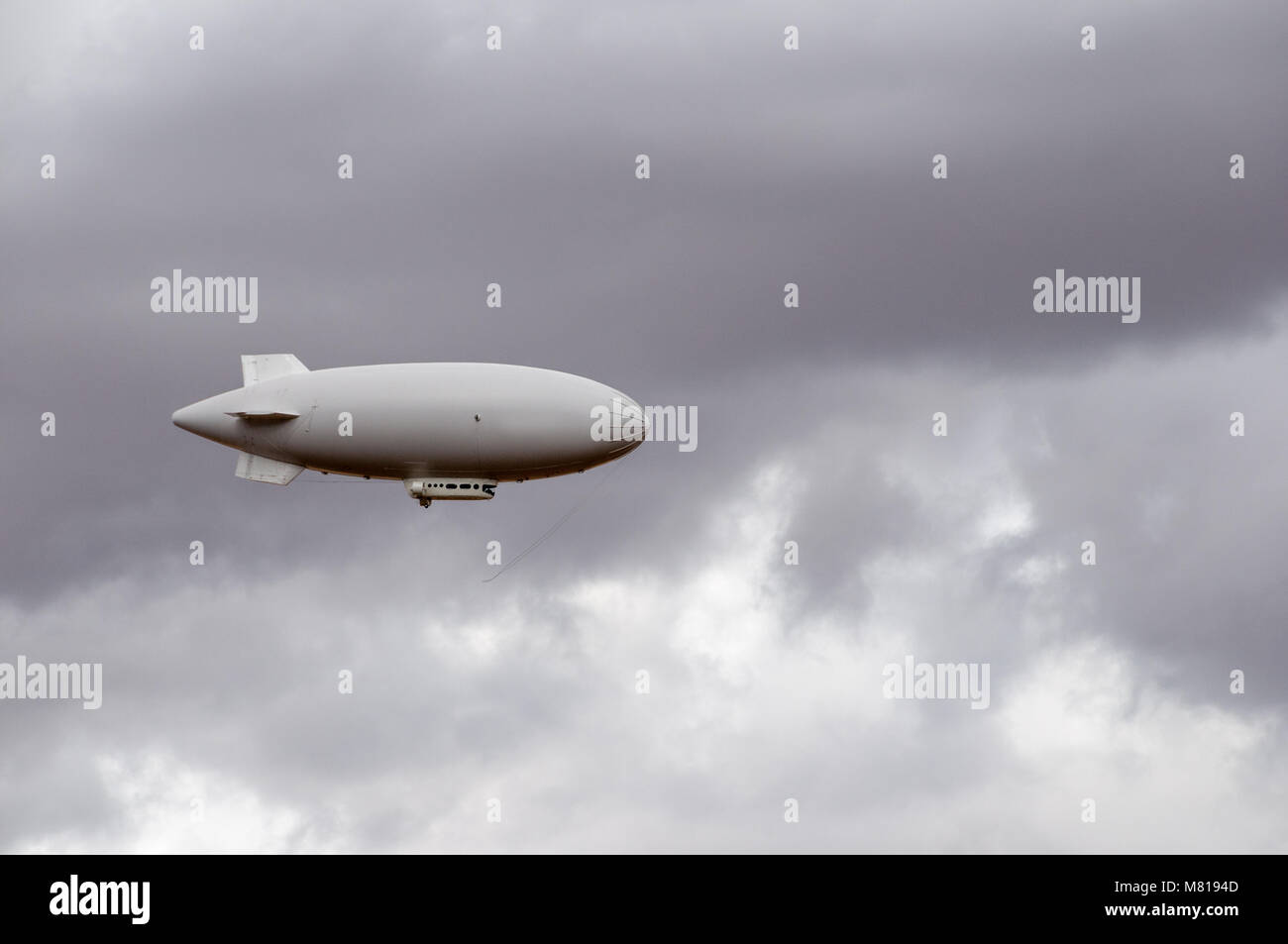 Blimp hi-res stock photography and images - Alamy