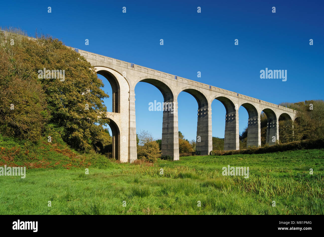 Uplyme railway viaduct High Resolution Stock Photography and Images - Alamy